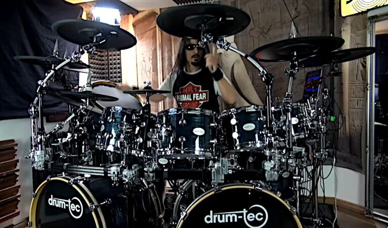 Randy Black toca King Of The Kill de Annihilator
